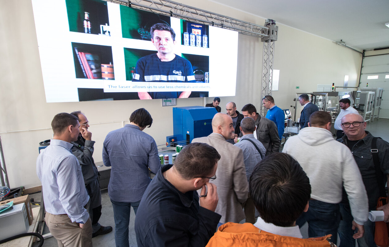 Presentation of Domino F720i